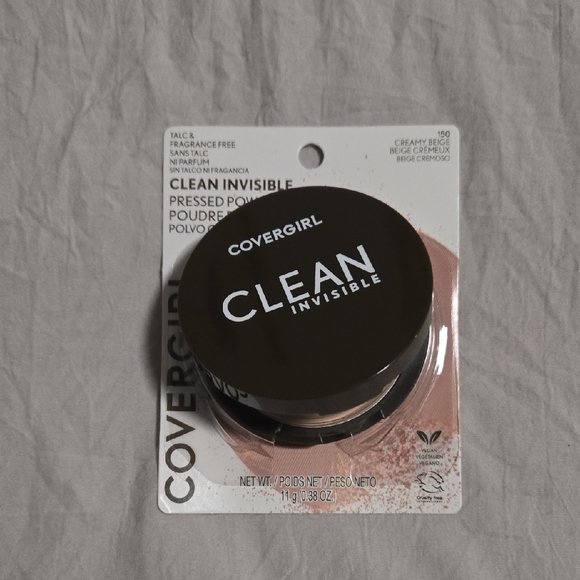 COVERGIRL | Makeup | Covergirl Clean Invisible Pressed Powder Creamy ...